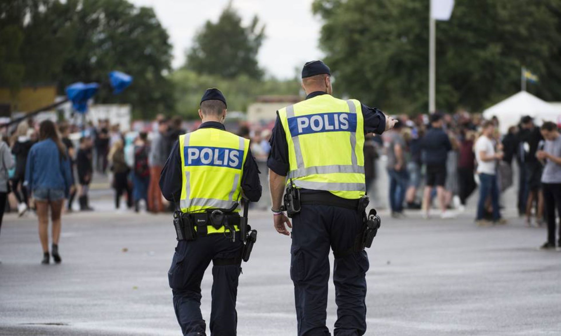 Hot och våld mot Sveriges poliser ökar - Novus